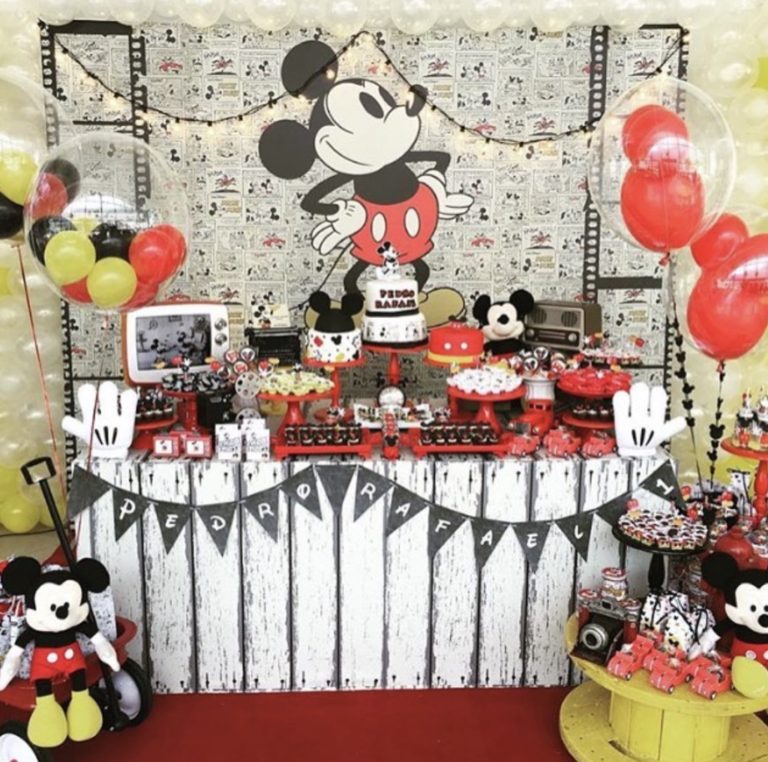 Festa infantil do Mickey: veja dicas para organizar e 60 fotos de decoração