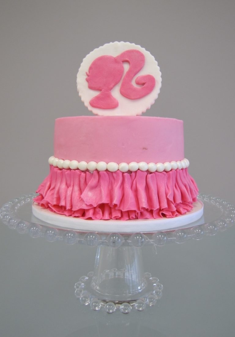 Bolo da Barbie: 60+ Modelos e Fotos Incríveis!